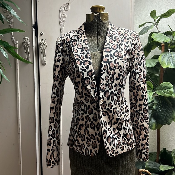 Victoria's Secret | Jackets & Coats | Vintage Shoulder Pad Victoria ...